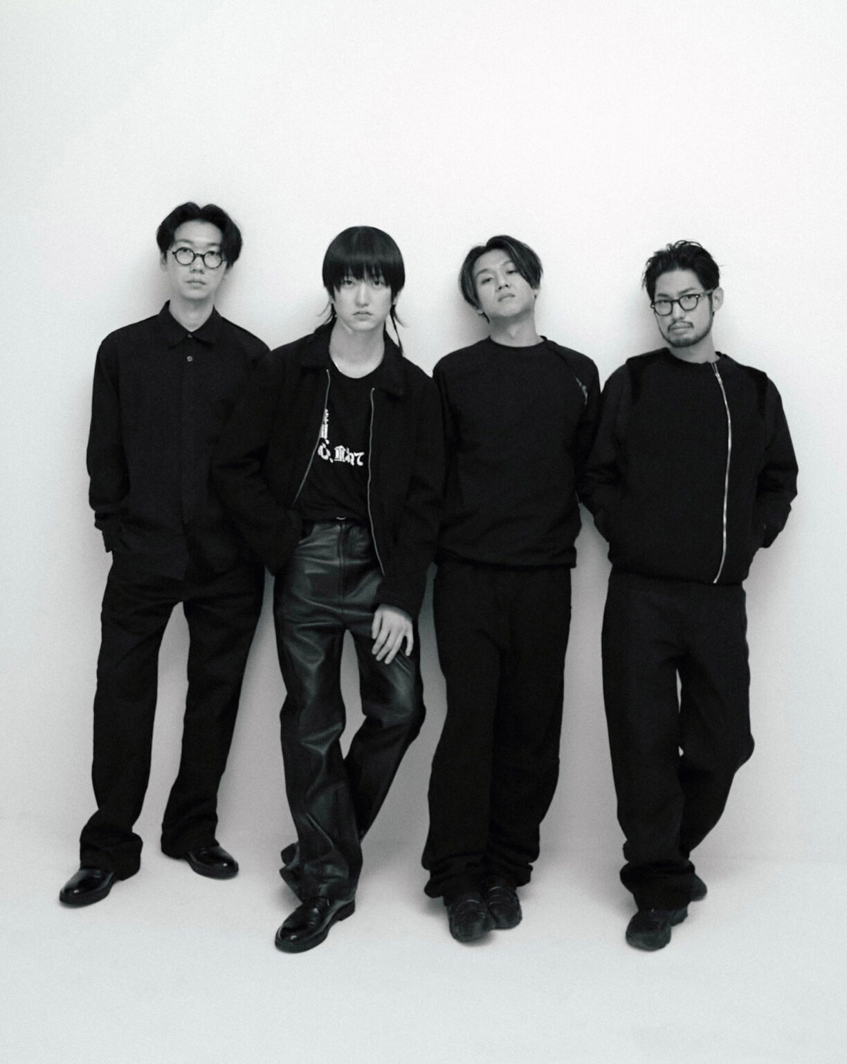 피스오브서울: 실리카겔 ‹POWER ANDRE 99› • BE(ATTITUDE)